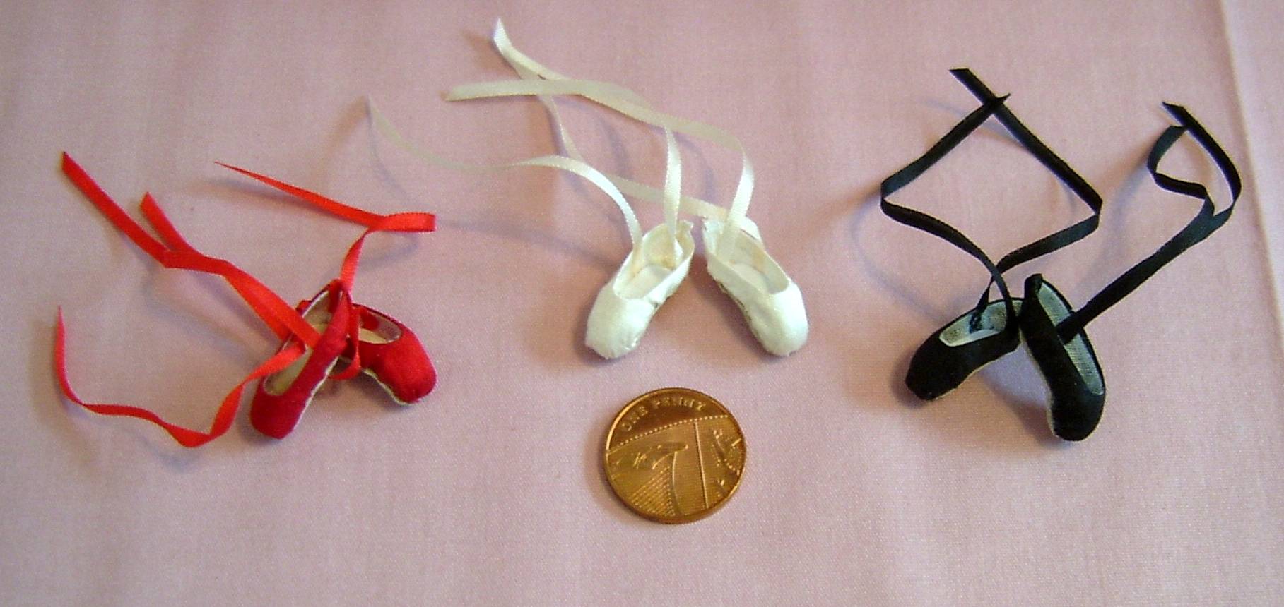 WORLD BALLET DAY: SPECIAL OFFER ON MY MINIATURE BALLET SHOES!